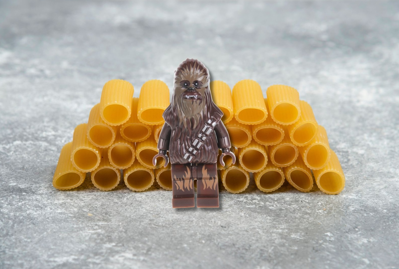 Man Arrested for Returning LEGO Sets After Swapping Out Minifigures for ...